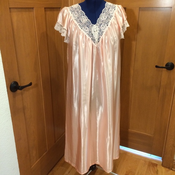Appel | Intimates & Sleepwear | Appel Lace Trimmed Peach And Ecru Satin ...